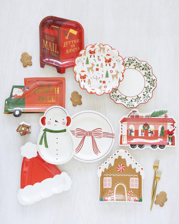 Gingerbread House Plates - Stesha Party - christmas, gingerbread, pink ...